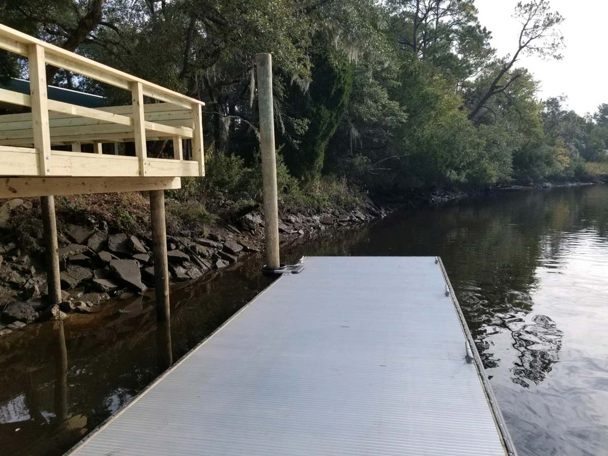 External Slide Guides with Adjustable Aluminum Bracket – Sea Power Marine